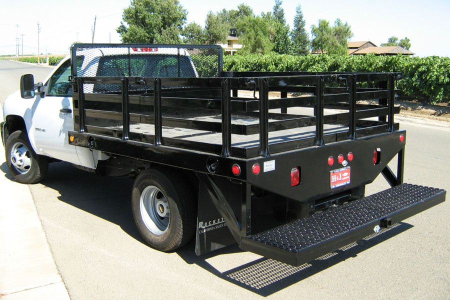 Ruckstell Inc. | Flatbeds & Platform Bodies