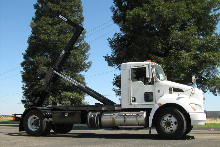 Ruckstell Inc. | Hook Lifts